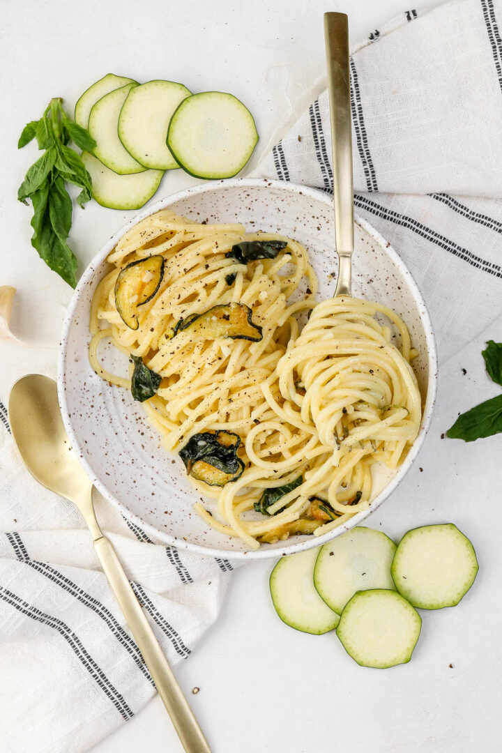 Spaghetti Alla Nerano (Pasta with Zucchini) - Legally Healthy Blonde